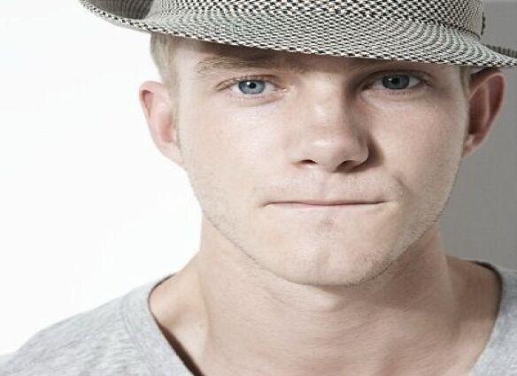 Ed Drewett Tickets | Festivals For All