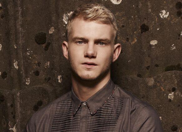 Ed Drewett Tickets | Festivals For All