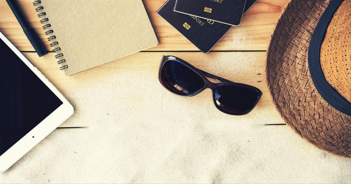 50 Travel Essentials You Need | The Great Projects